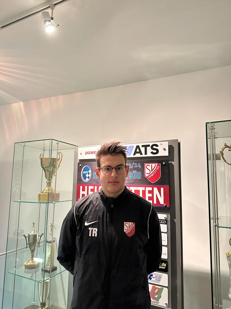 SVH begrüßt Lukas Brown als neuen BFD'ler - SVH Fußball
